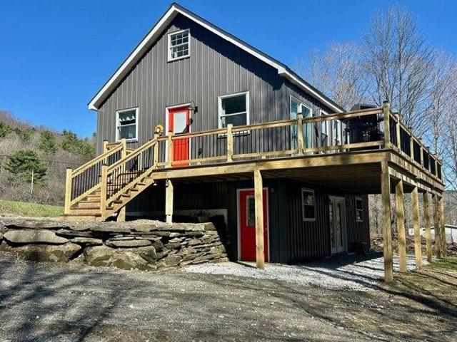 house with 3 bedroom, Brookfield VT ES104042406