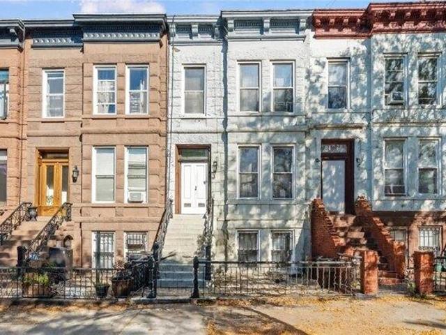 house with 3 bedroom, Brooklyn NY DLS101780295