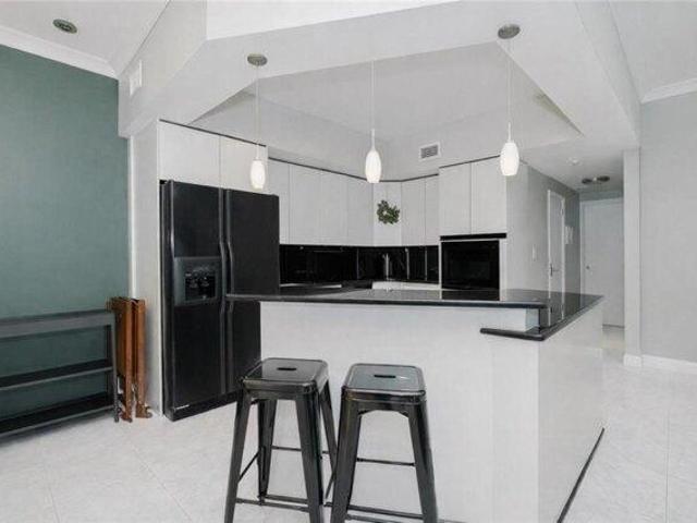 house with 3 bedroom, Brooklyn NY DLS102563782