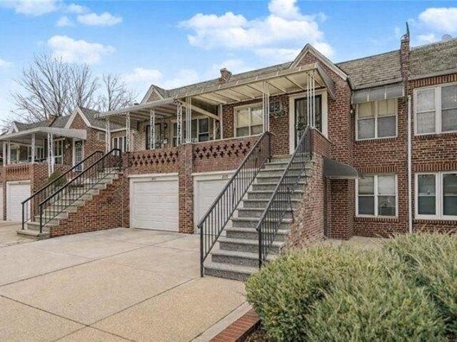 house with 3 bedroom, Brooklyn NY DLS102283494
