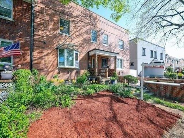 house with 3 bedroom, Brooklyn NY DS101801334