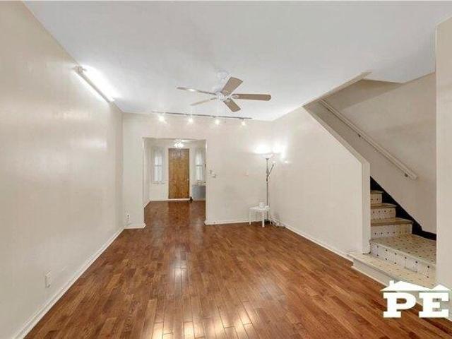 house with 3 bedroom, Brooklyn NY DS103621889