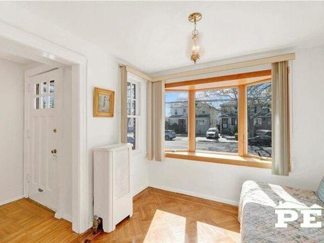 house with 3 bedroom, Brooklyn NY ES103602812