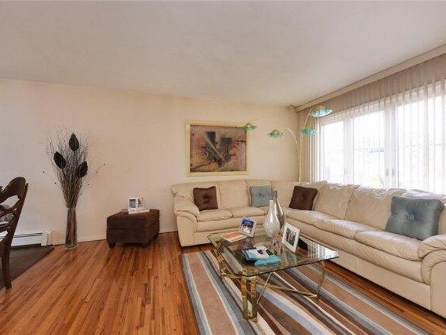 house with 3 bedroom, Brooklyn NY ES103619586