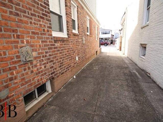 house with 3 bedroom, Brooklyn NY ES103621076