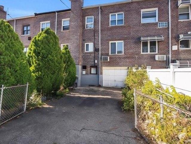 house with 3 bedroom, Brooklyn NY ES103623611