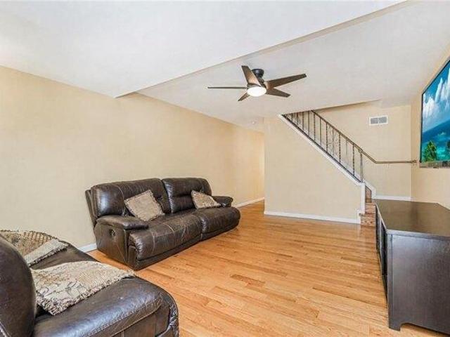 house with 3 bedroom, Brooklyn NY ES103627645