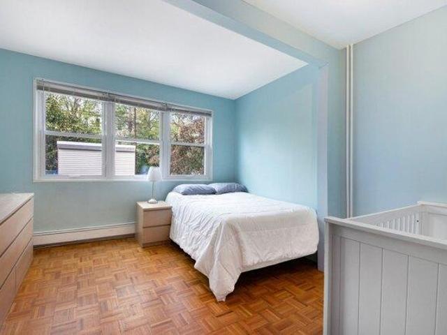 house with 3 bedroom, Brooklyn NY ES104906043