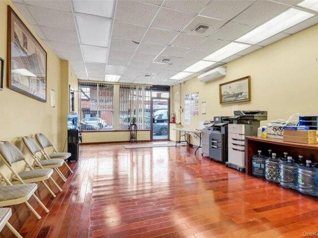 house with 3 bedroom, Brooklyn NY ES105204661