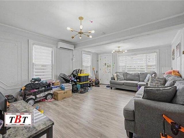 house with 3 bedroom, Brooklyn NY ES105204600