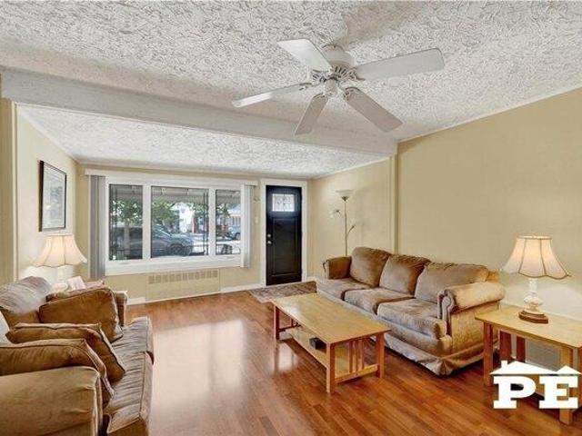 house with 3 bedroom, Brooklyn NY ES105205195