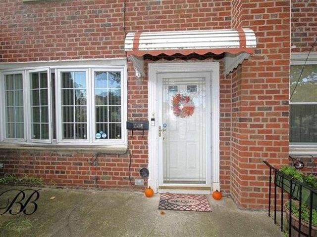 house with 3 bedroom, Brooklyn NY ES105205222