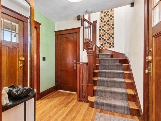 house with 3 bedroom, Brookline MA DLS102779443