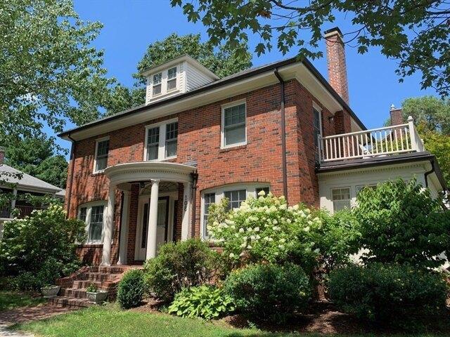 house with 3 bedroom, Brookline MA DS102823458