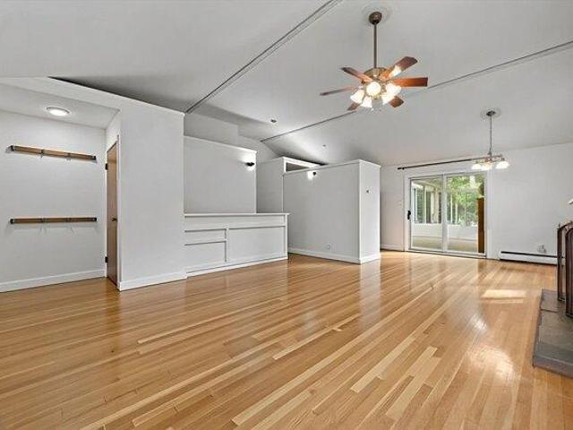 house with 3 bedroom, Brookline MA DS104191683