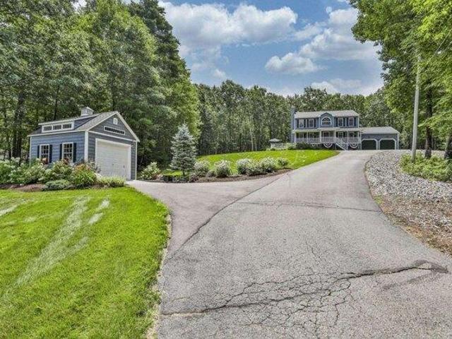 house with 3 bedroom, Brookline NH ES105116856