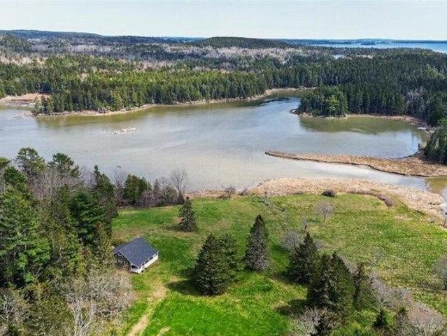 house with 3 bedroom, Brooksville ME DS103437295