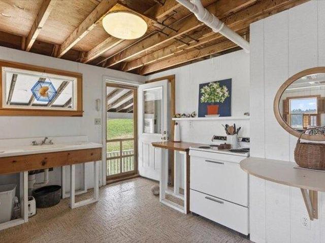 house with 3 bedroom, Brooksville ME ES104114319