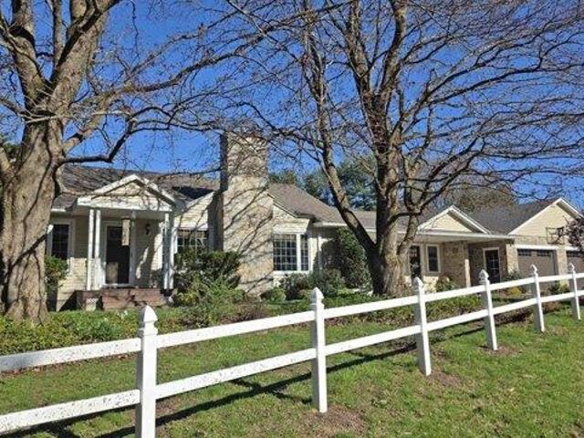 house with 3 bedroom, Brattleboro VT DLS102442869