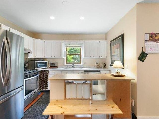 house with 3 bedroom, Brattleboro VT ES104605001