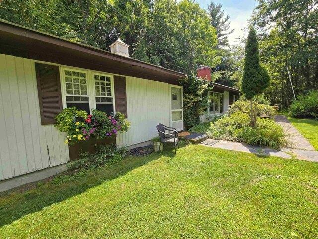 house with 3 bedroom, Brattleboro VT ES105142052