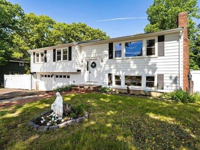 house with 3 bedroom, Braintree MA DS103073403