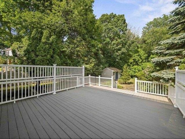 house with 3 bedroom, Braintree MA ES103662479