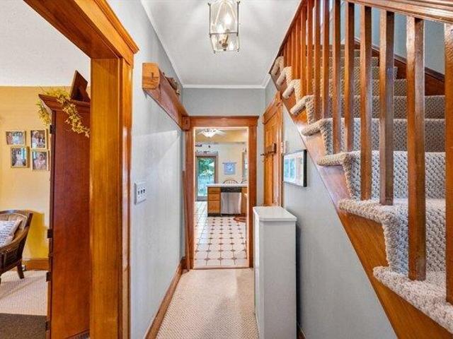 house with 3 bedroom, Braintree MA ES103662664