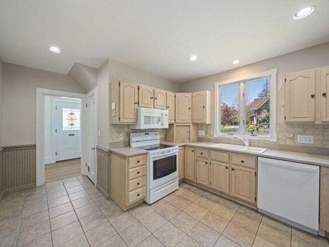 house with 3 bedroom, Braintree MA ES103220466