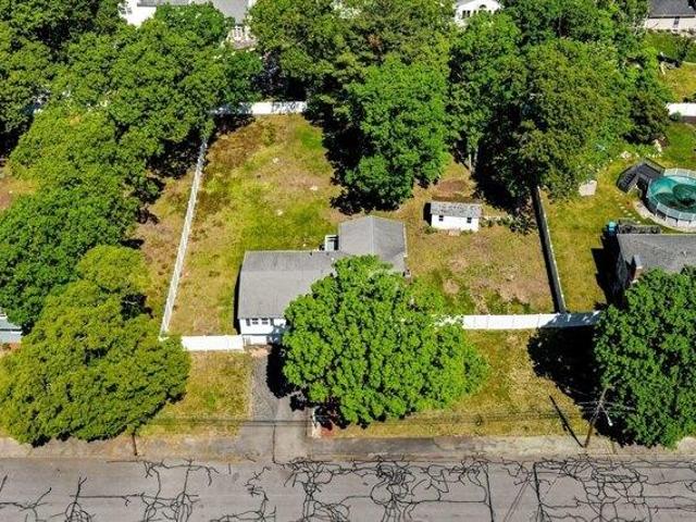 house with 3 bedroom, Braintree MA ES105108336