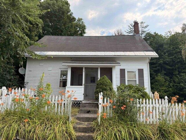 house with 3 bedroom, Brandon VT ES104789025