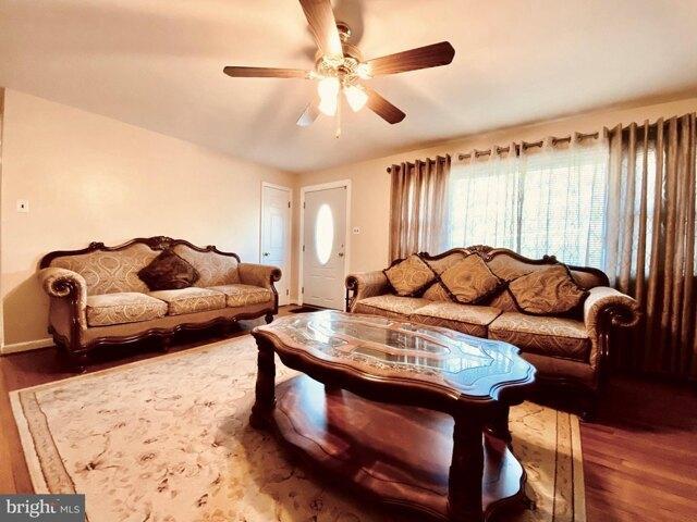 house with 3 bedroom, Brandywine MD ES104901097
