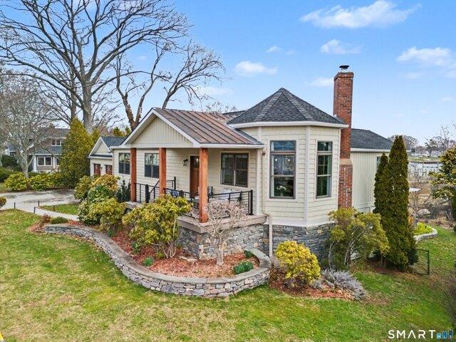 house with 3 bedroom, Branford CT DLS101605219