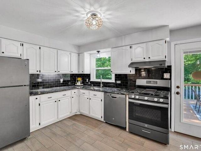 house with 3 bedroom, Branford CT ES103187035