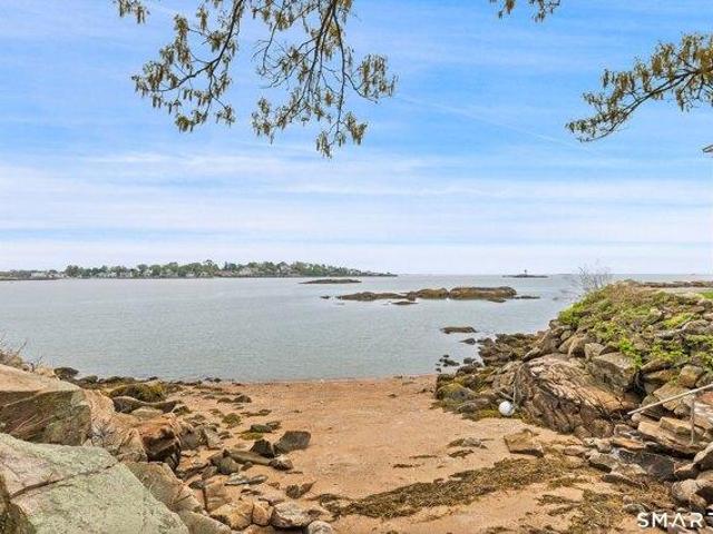 house with 3 bedroom, Branford CT ES103125486