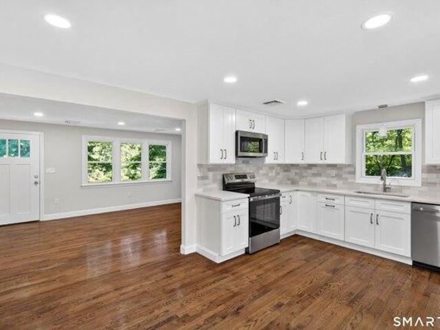 house with 3 bedroom, Branford CT ES104330892