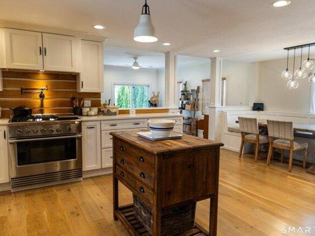 house with 3 bedroom, Branford CT ES105192864