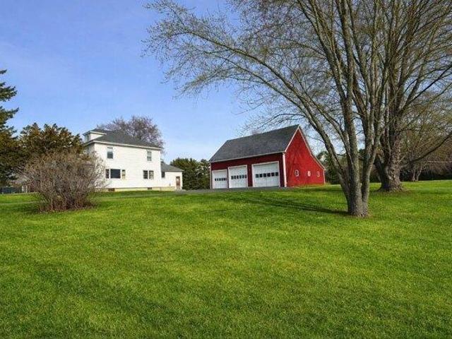 house with 3 bedroom, Brewer ME DS102155374