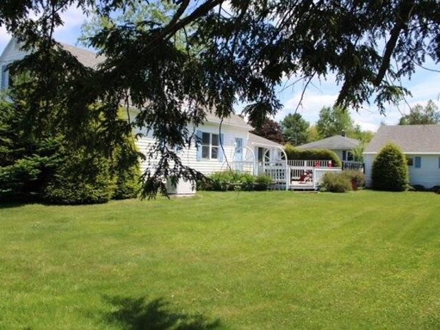 house with 3 bedroom, Brewer ME DS103223584