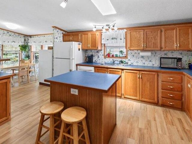house with 3 bedroom, Brewer ME DS104265361