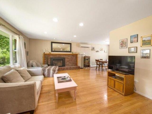 house with 3 bedroom, Brewer ME ES104116012