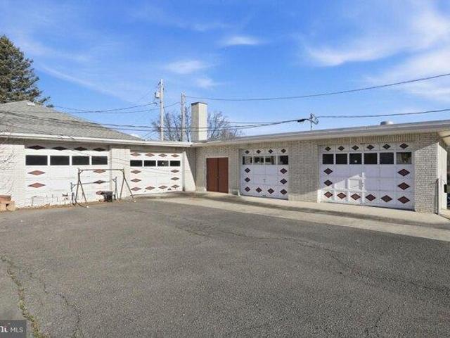 house with 3 bedroom, Breezewood PA ES104906749