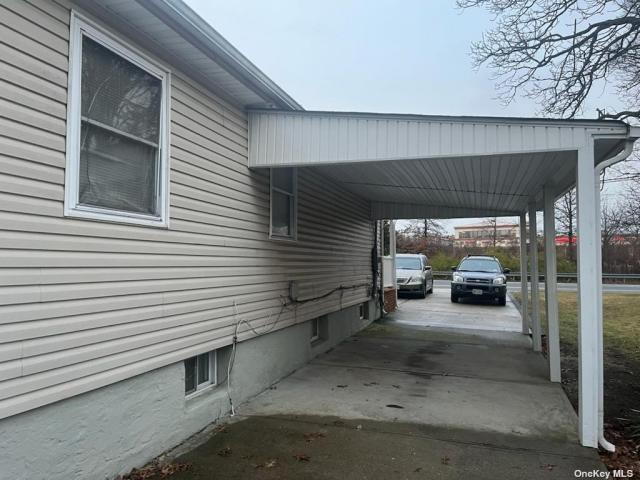 house with 3 bedroom, Brentwood NY DLS72692119