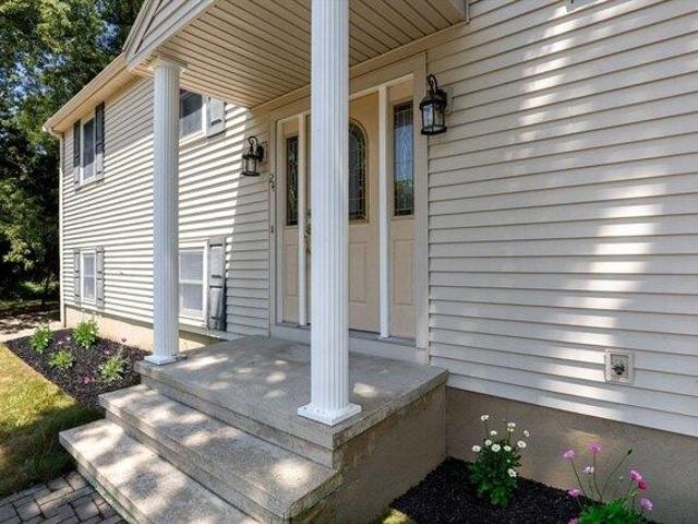 house with 3 bedroom, Bridgewater MA DS104151612