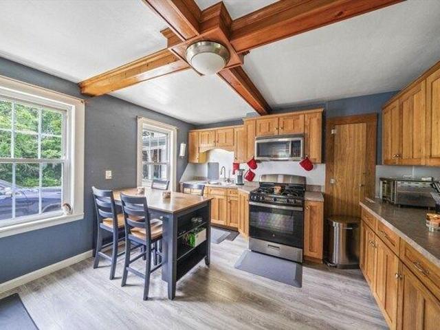 house with 3 bedroom, Bridgewater MA ES103600836