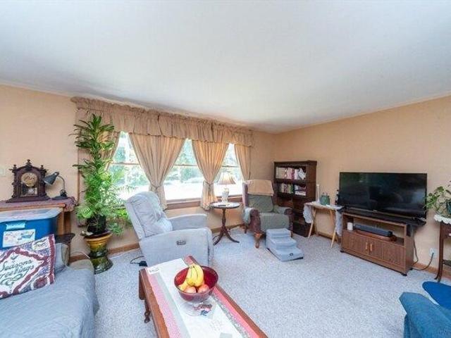 house with 3 bedroom, Bridgewater MA ES103809197