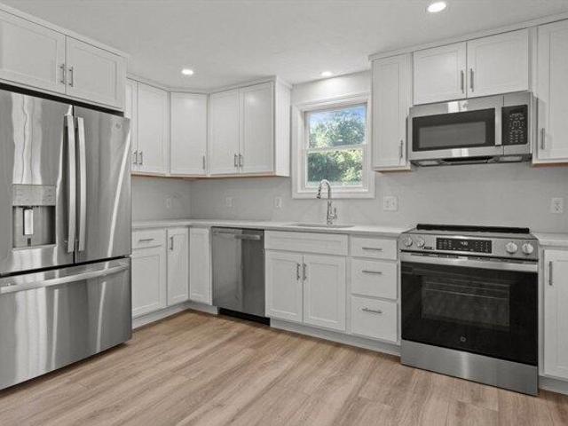 house with 3 bedroom, Bridgewater MA ES105109154