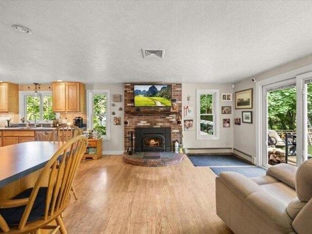 house with 3 bedroom, Bridgewater MA ES105205251