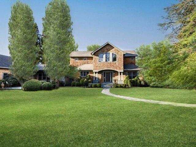 house with 3 bedroom, Bridgehampton NY DS89485159