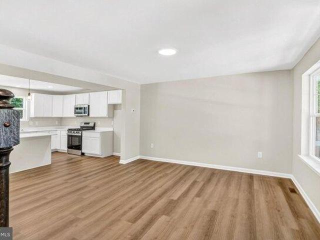 house with 3 bedroom, Bridgeport NJ ES104719817